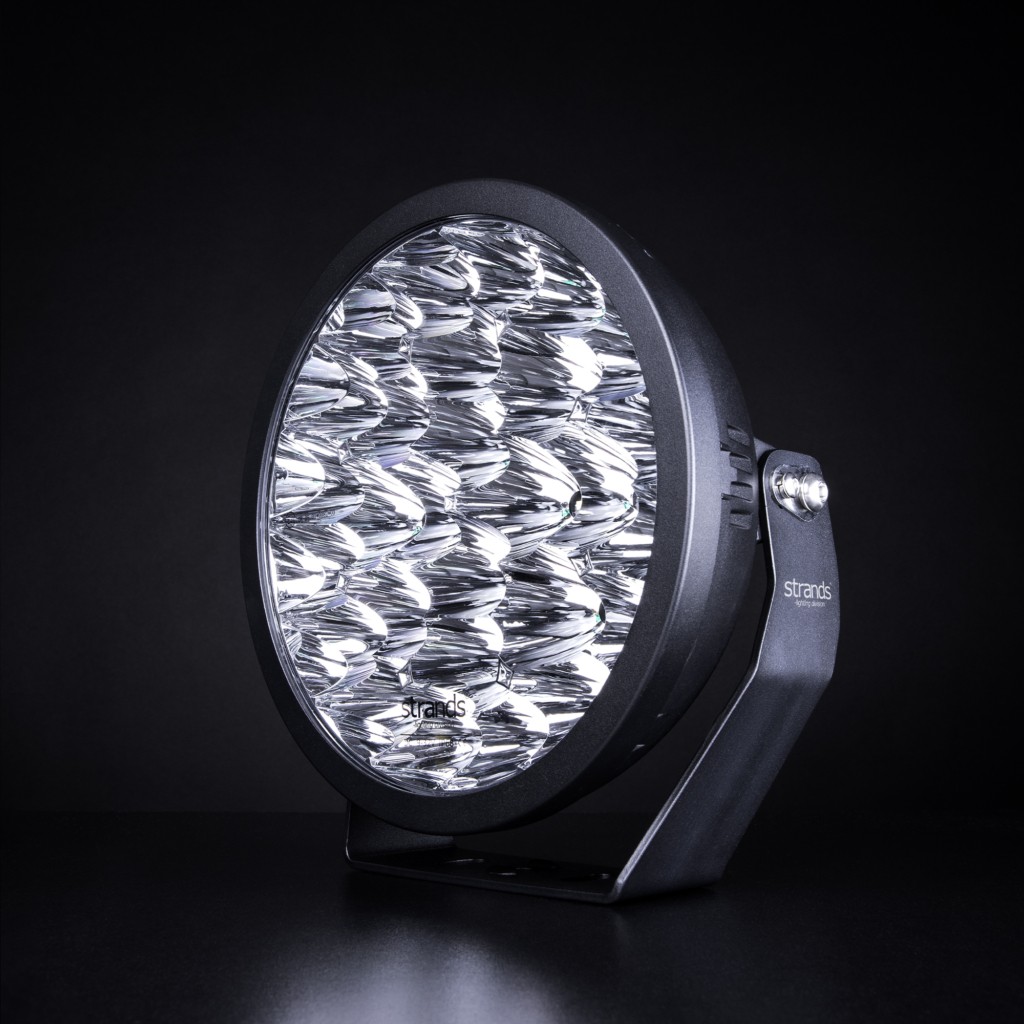 YUKON 2.0 - 9" LED Driving Light | Strands